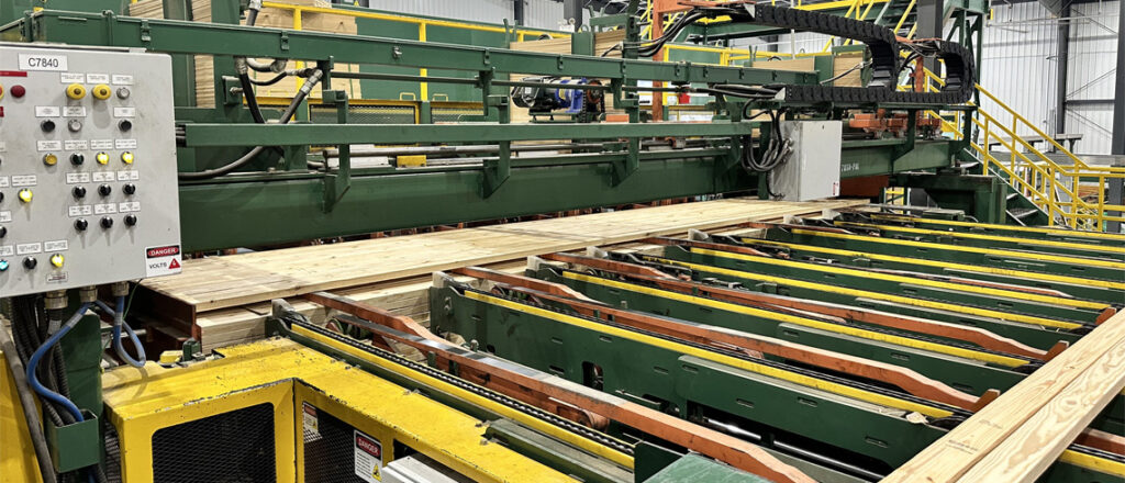 Double Fork Stacker for Planer Mill | Comact